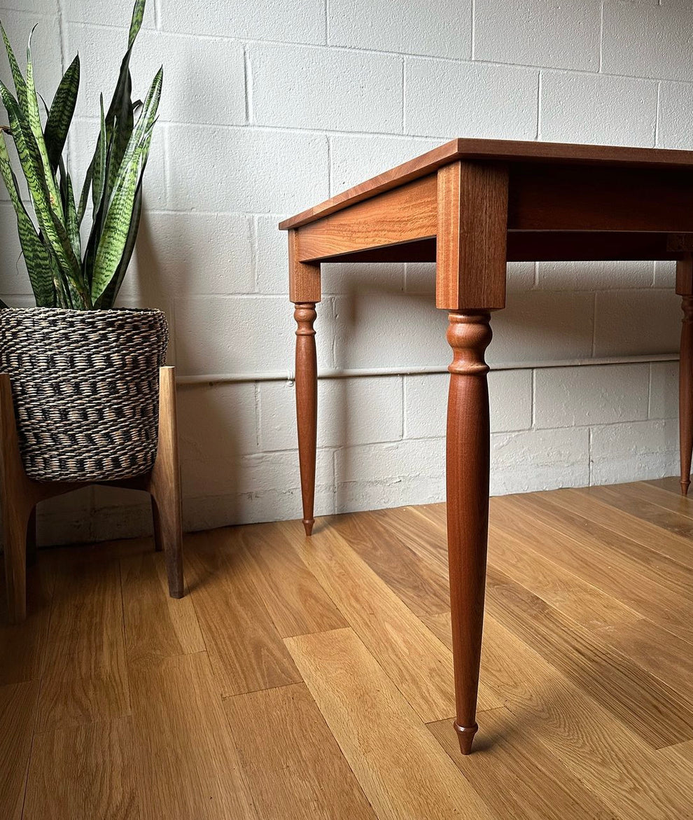 Skinny Cottage Spindle Legs – Wood Table Bases